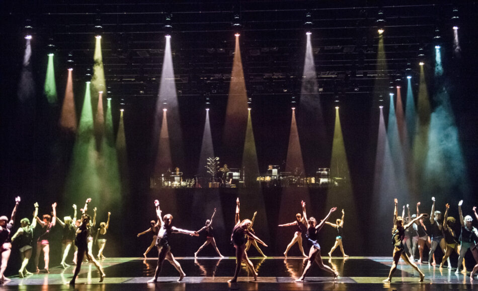 A Linha Curva - Rambert Classroom