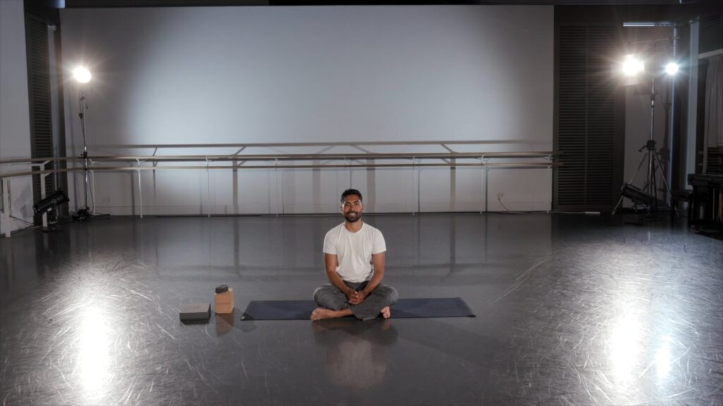 Yoga: Allow Yourself to Slow Down with Eryck - Rambert+
